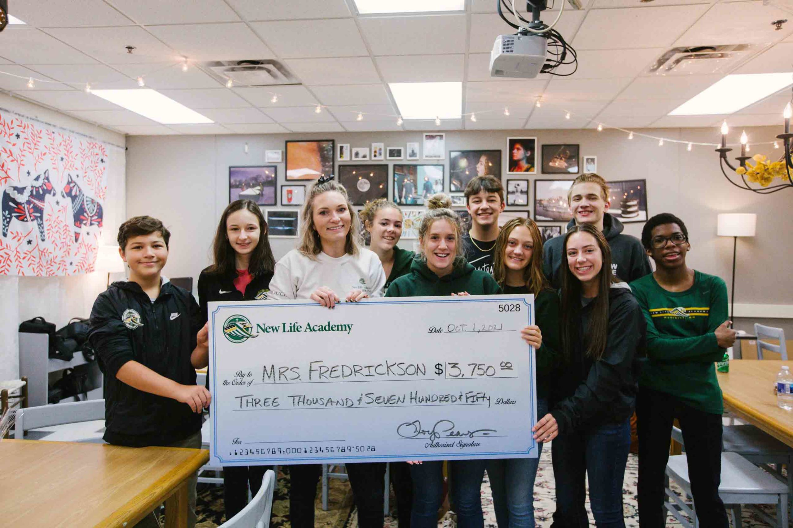 New-Life-Academy_2021-faculty-grant_visual-arts-1 | New Life Academy